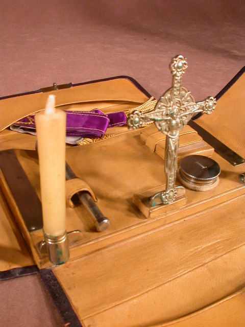 Viaticum set ceremonial pocket of travelling 1920