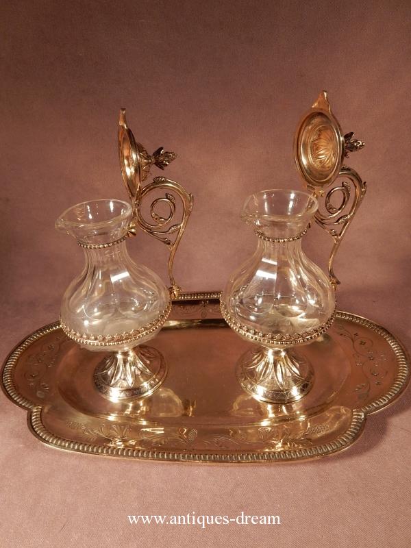 ANTOINE JOLIVET -Altar cruets